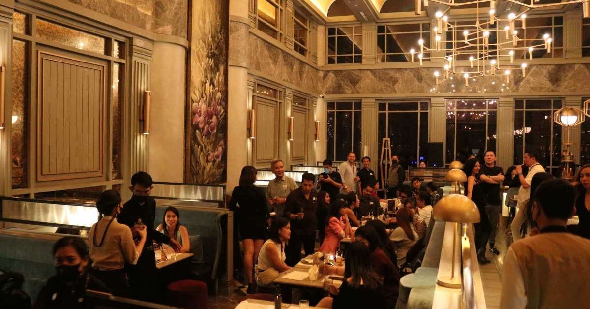 Delightful Night Networking at LBRTY With Social Expat | Social Expat