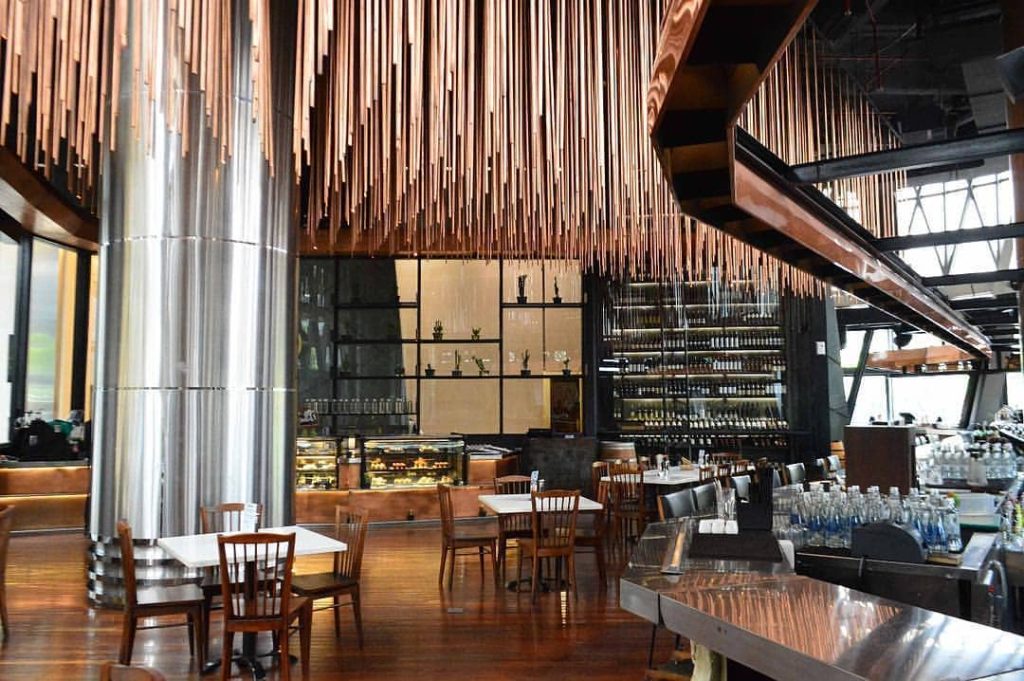 Bars in Kuningan With Happy Hour Promotions | Social Expat