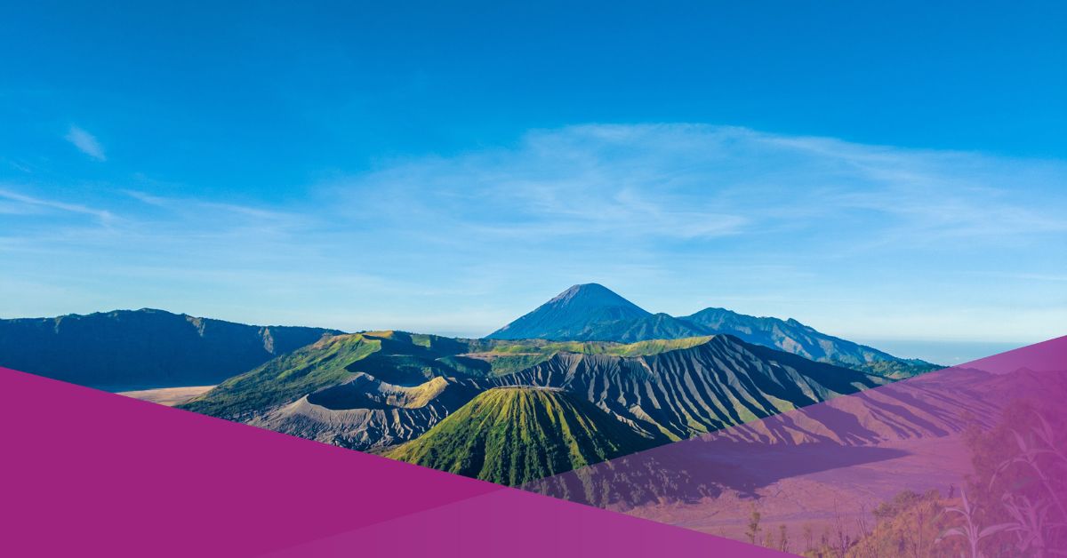 Mount Bromo in Indonesia: Hiking Guide and Best Spot to Visit | Social ...