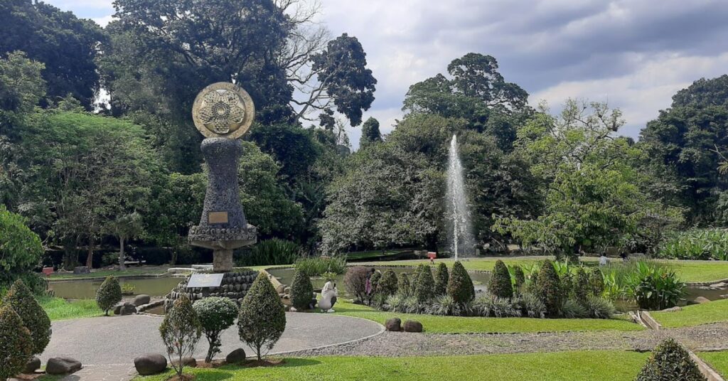 13 Things To Do In Bogor: Gardens and More