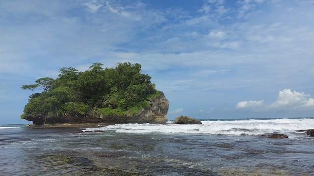 10 Best Beaches in West Java, Indonesia 2023
