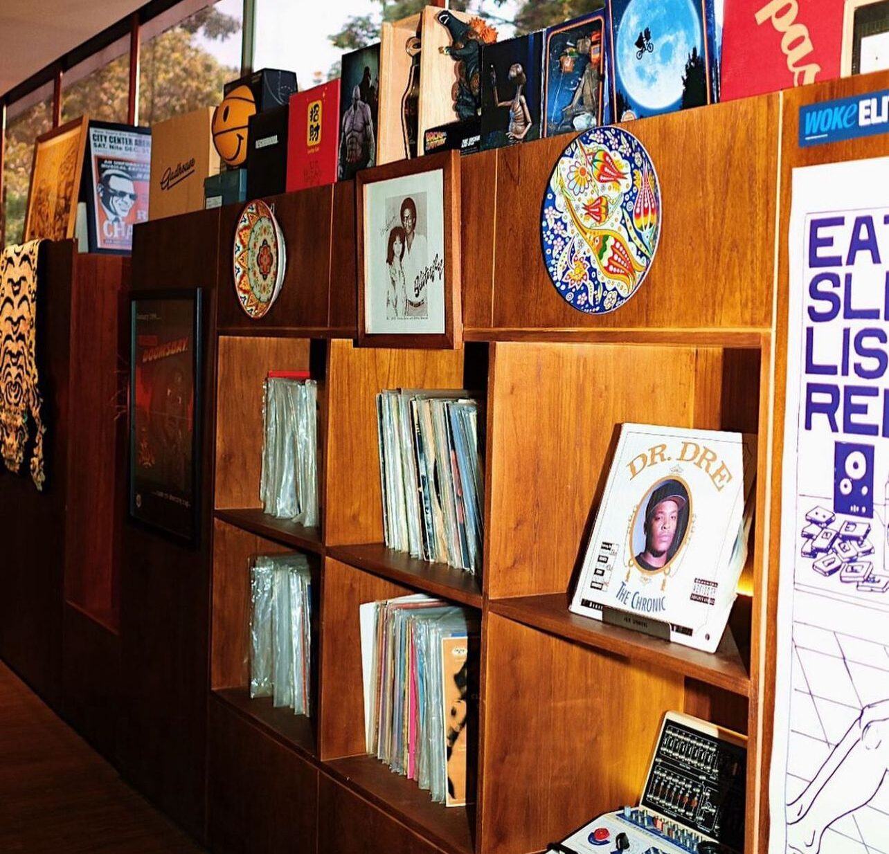 Top Vinyl Bars in Jakarta for Your Weekend Hangout | Social Expat