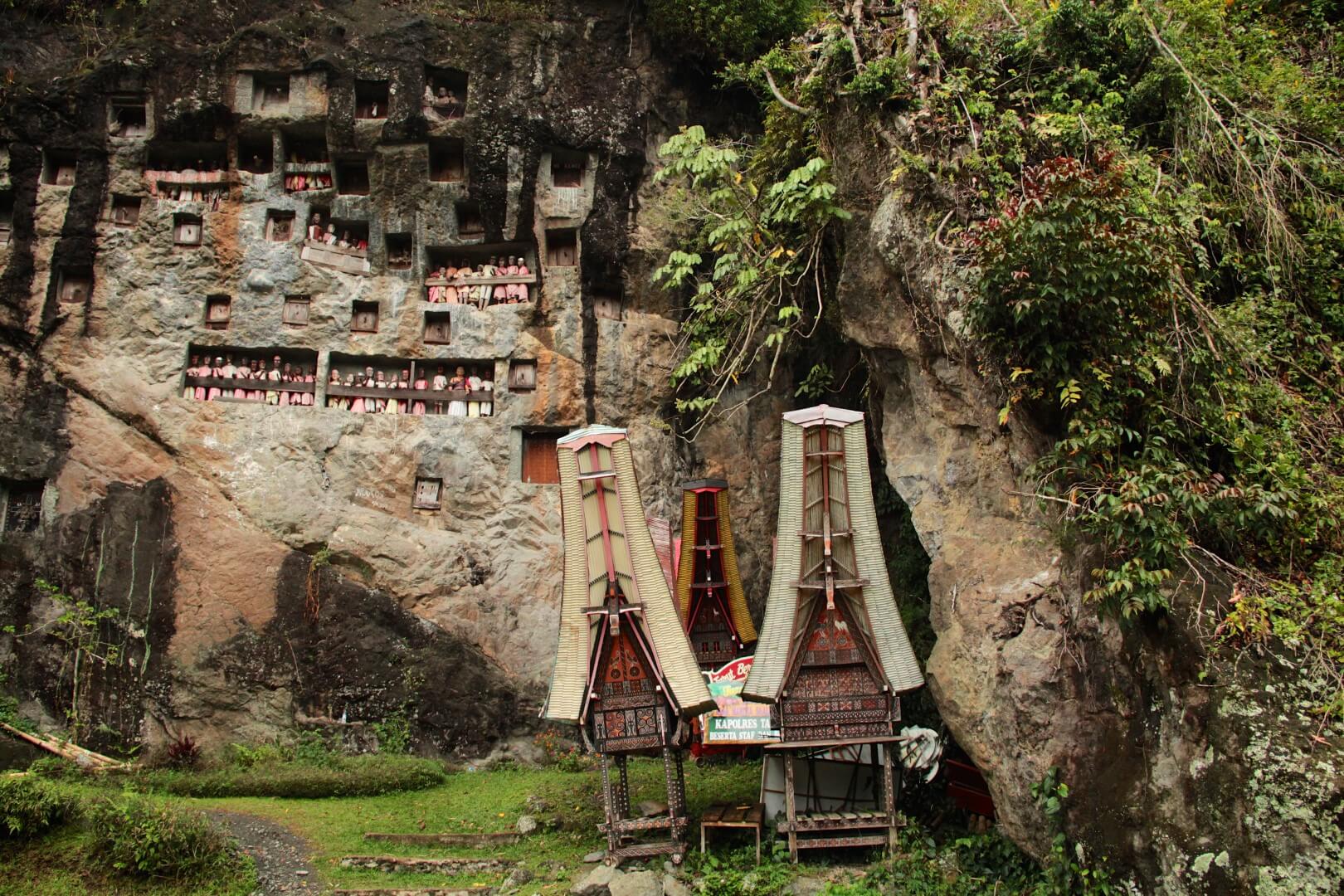 Tau Tau Toraja: Intriguing Effigies of the Torajan Culture in Indonesia ...