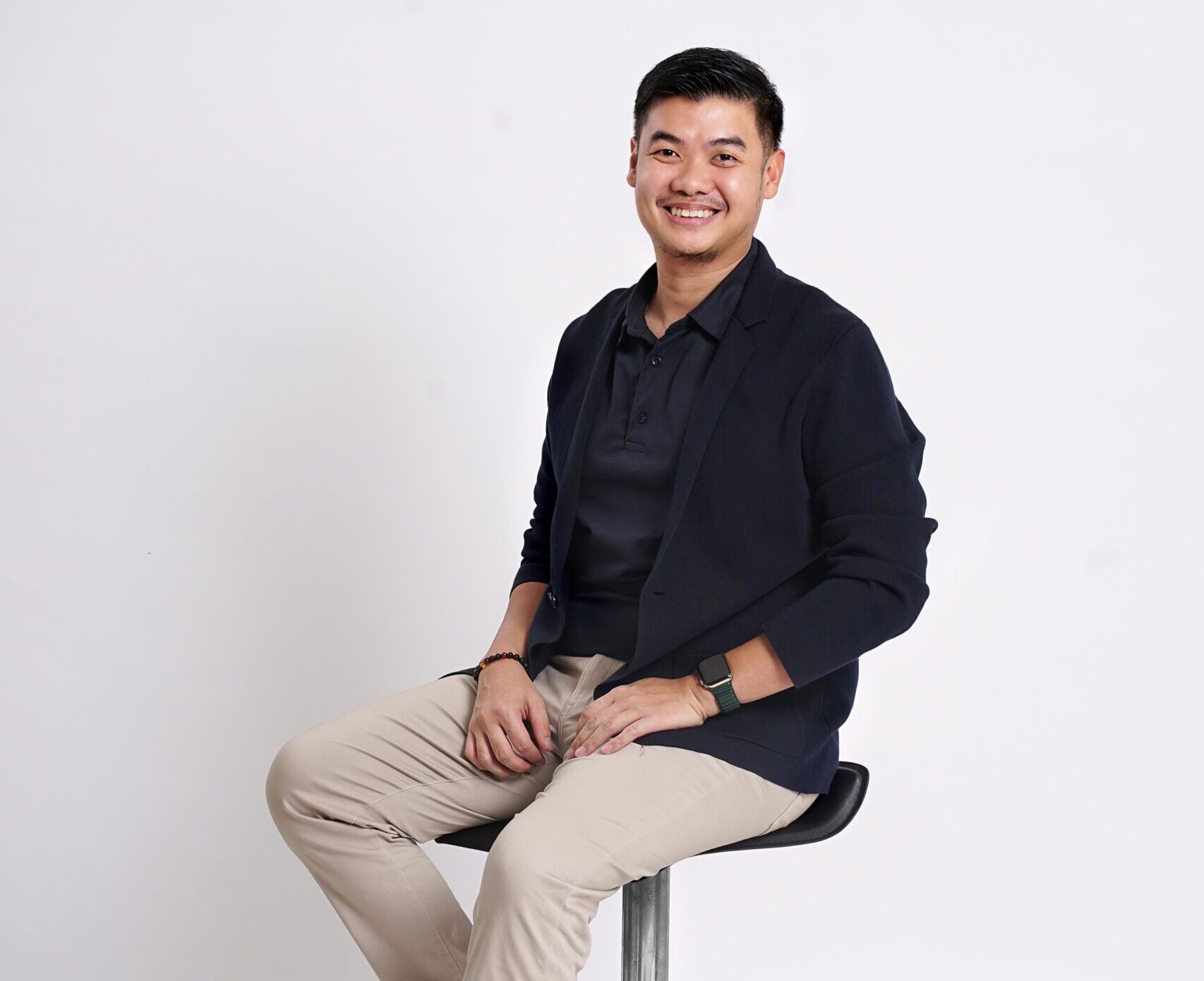 Meet Larry Logan, a General Manager of VP Digital Company | Social Expat