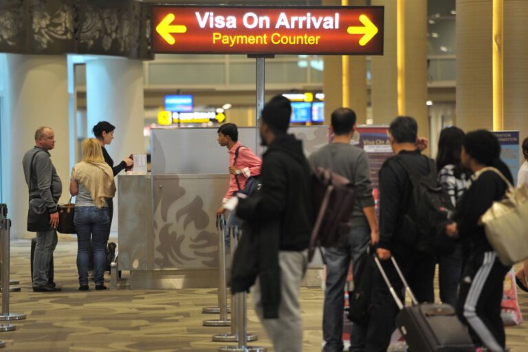 Visa on Arrival Extension Now Requires Verification at Immigration Office