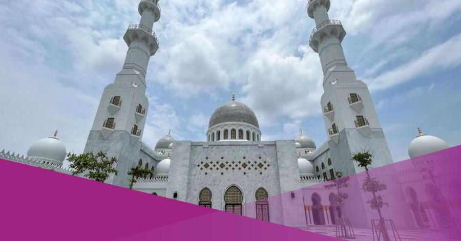 Most Stunning Architecture Mosques in Indonesia | Social Expat