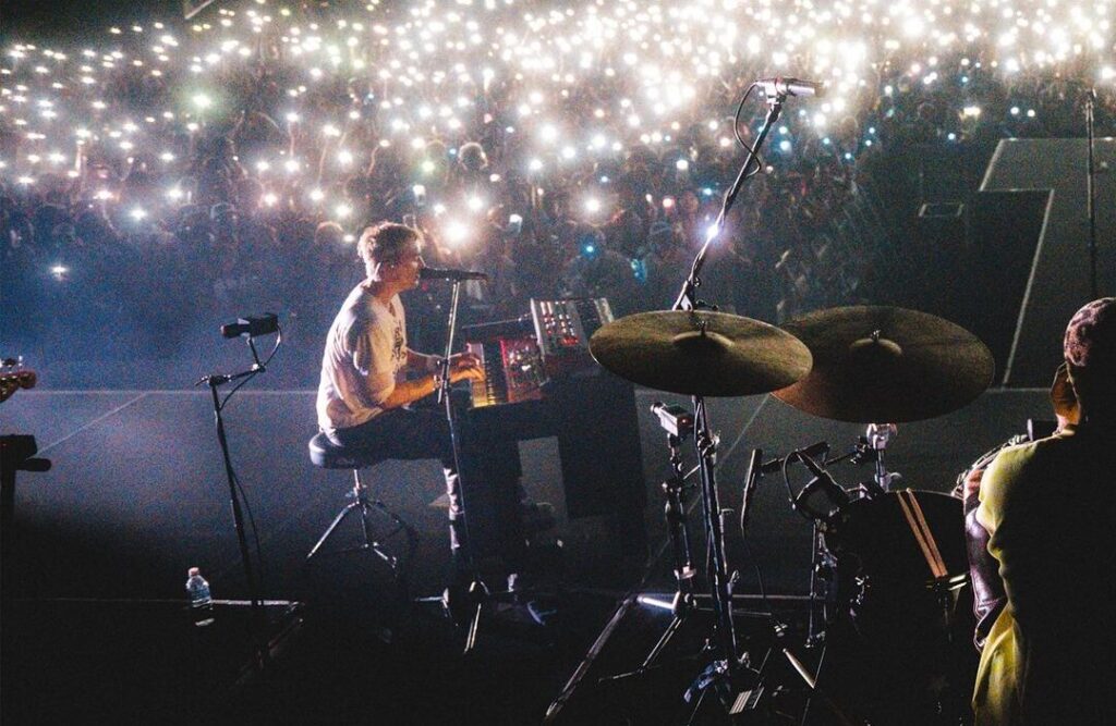 LANY Concert in Jakarta Ready to Rock Fans, Rundown & Setlist