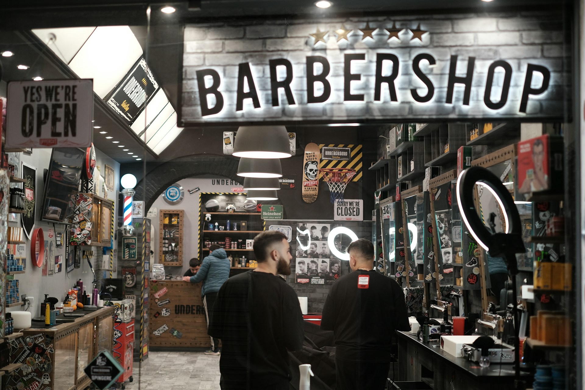 Barbershop Jakarta: 15 Best Barbershops in Jakarta to Go-to in ...